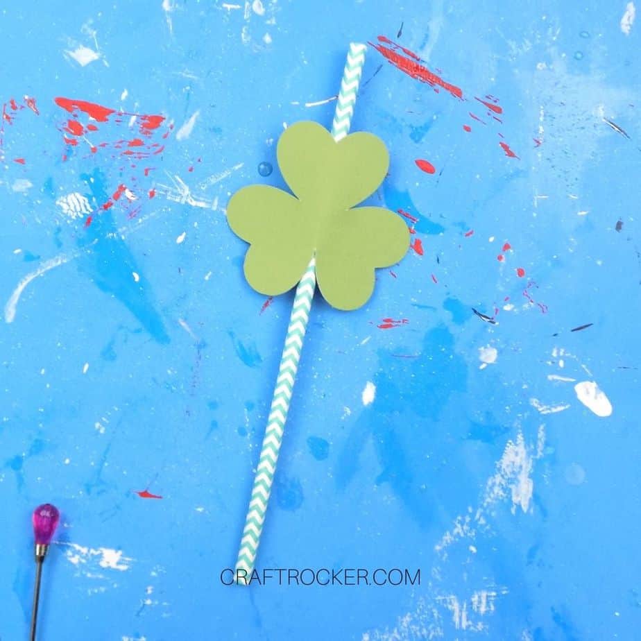 Shamrock Straw Toppers + Free SVG - Craft Rocker